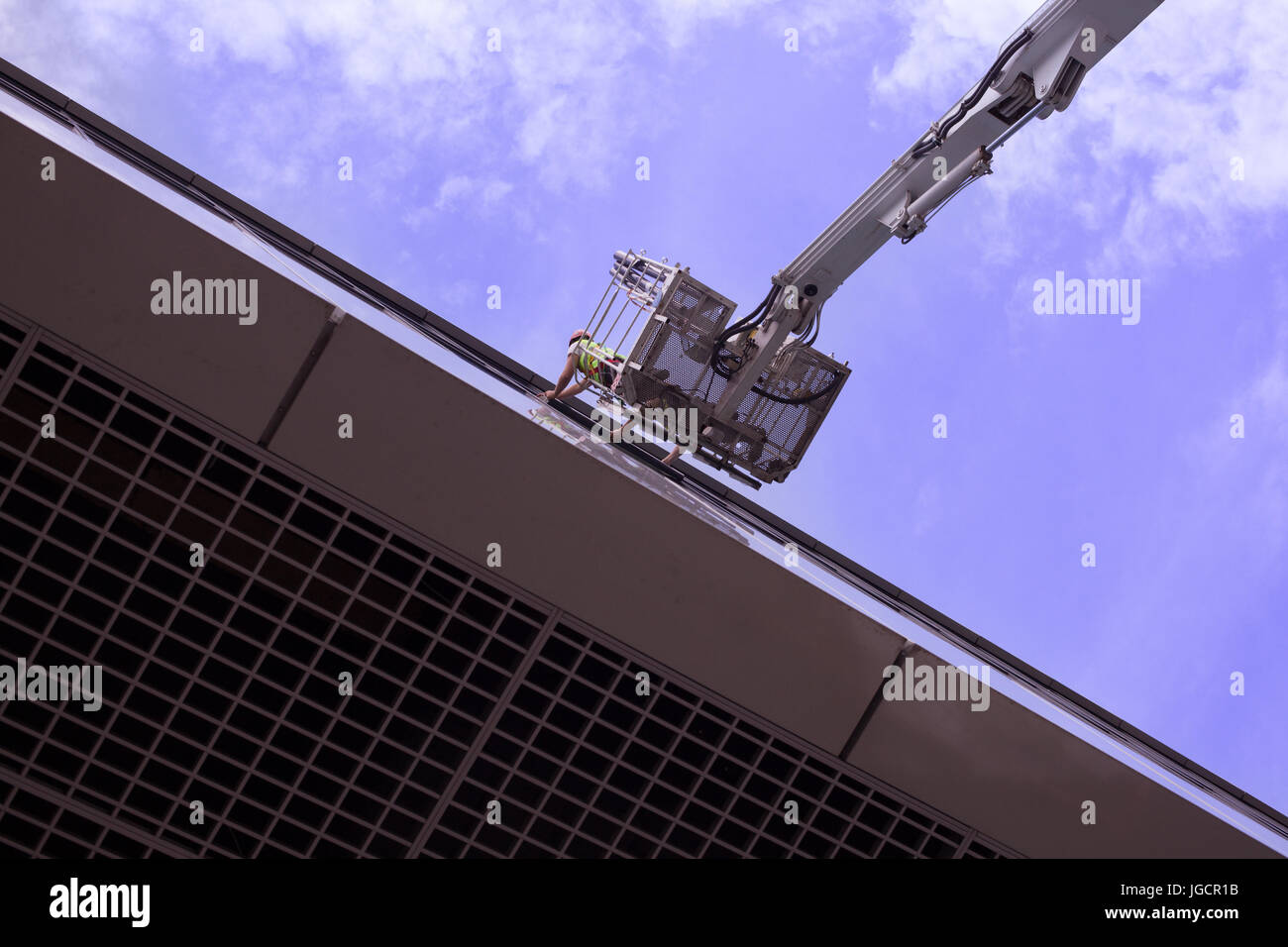 Construction, workers - works at heights > Professional altitude work ...