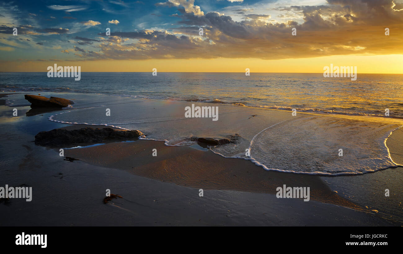 Perth beach sunset hi-res stock photography and images - Alamy