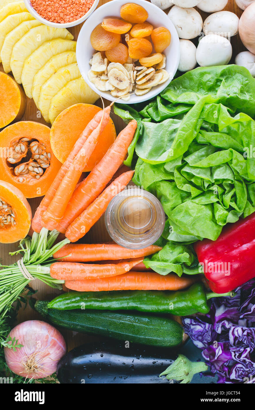 Arrangement fresh fruit vegetables hi-res stock photography and images ...