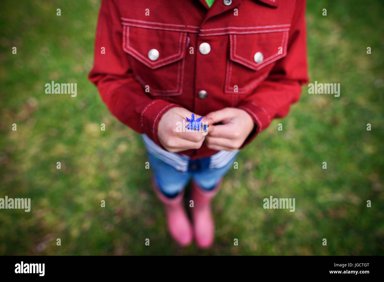 Boy with flower hi-res stock photography and images - Alamy