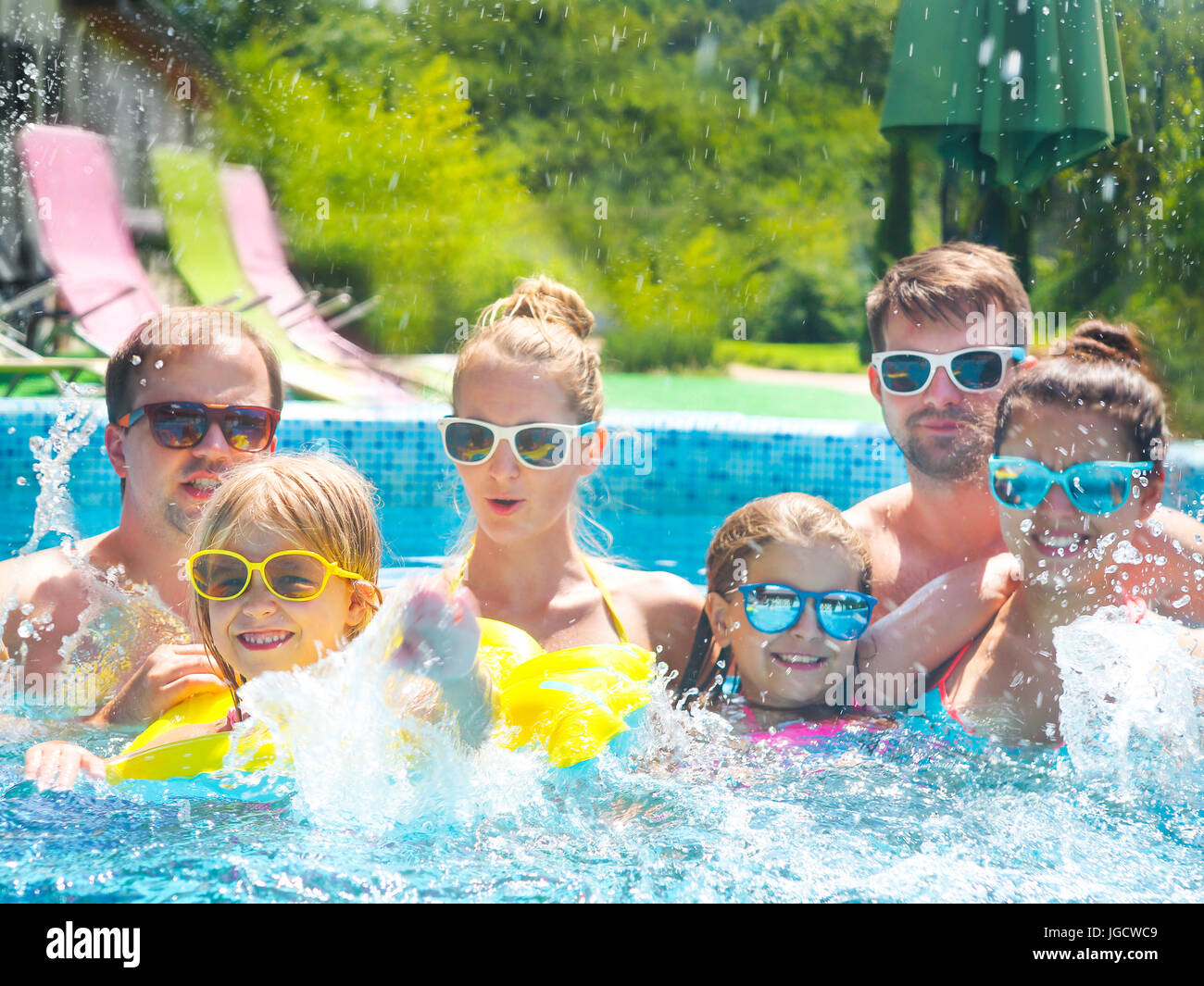 Happy big family hi-res stock photography and images - Alamy
