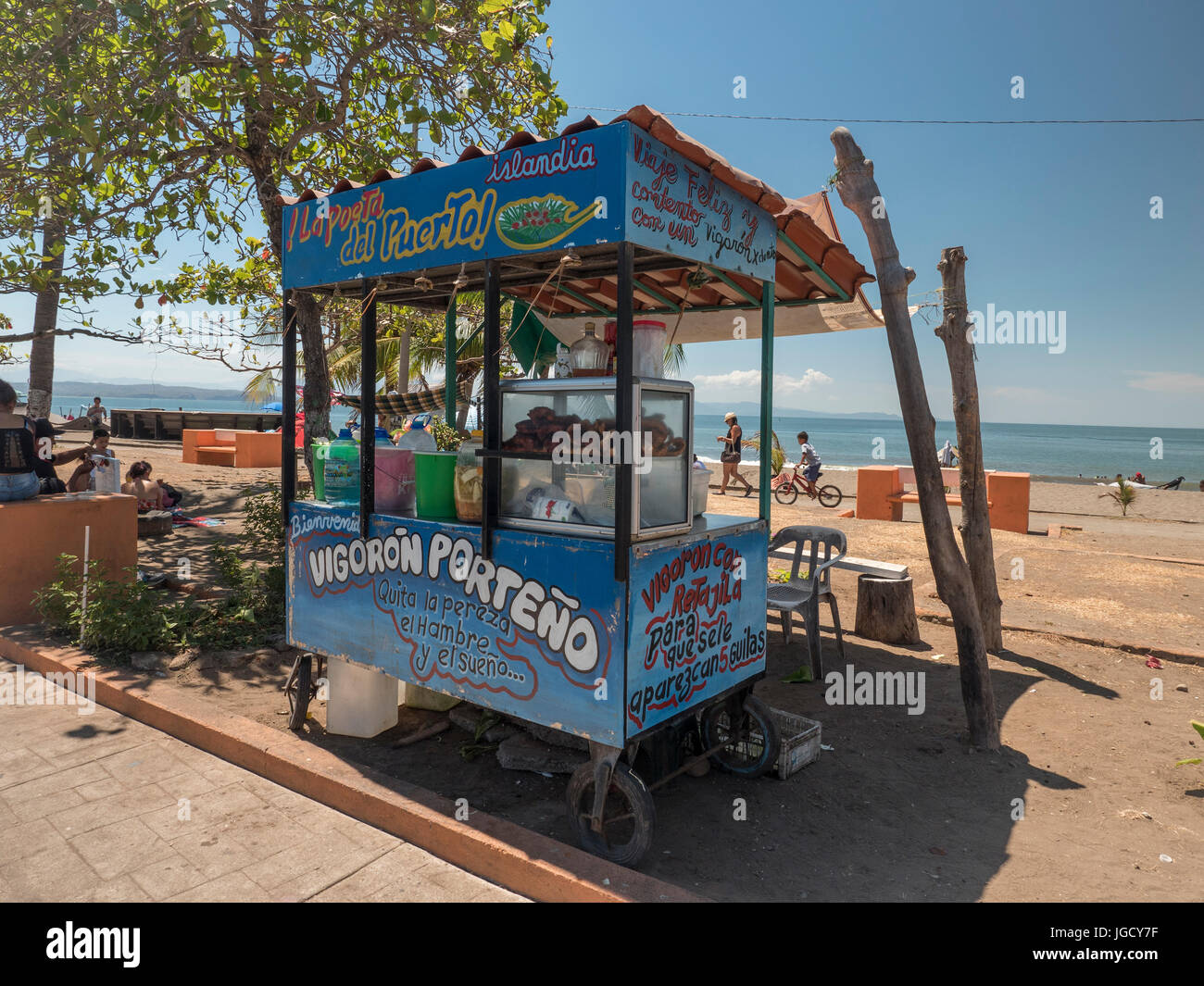 Cart on the beach hi-res stock photography and images - Alamy
