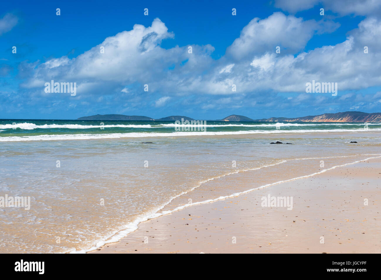 Double Island Point and the coloured sands of Rainbow Beach, Great ...