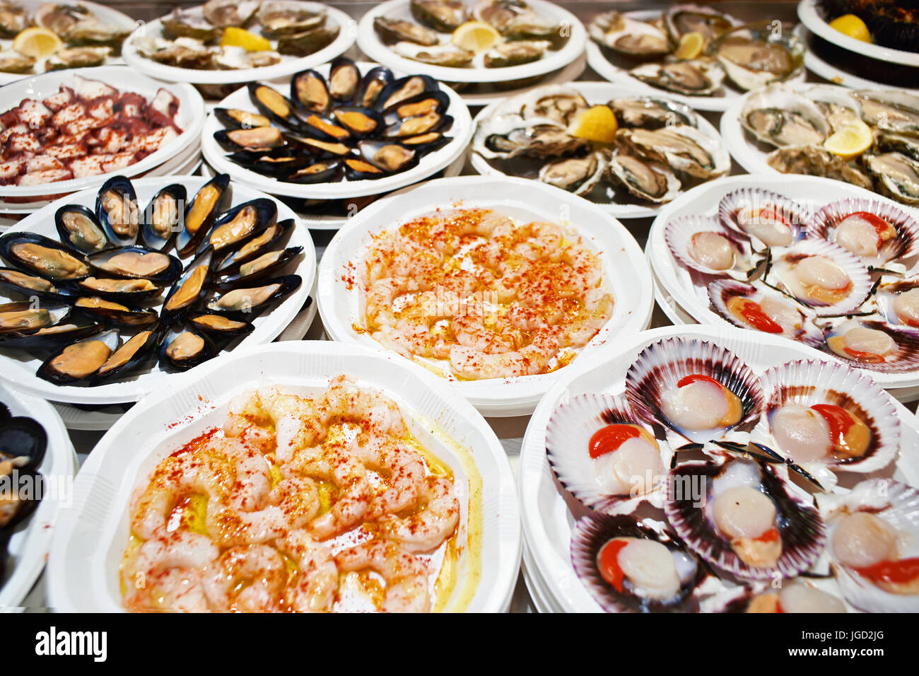 Healthy eating seafood prepared hi-res stock photography and images - Alamy