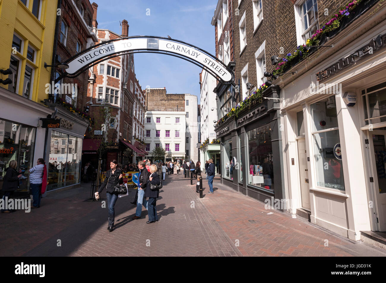 Pedestrianised soho hi-res stock photography and images - Alamy