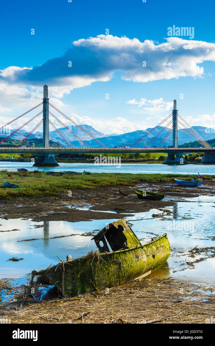 Old boat, bridge and tidal remains Stock Photo - Alamy