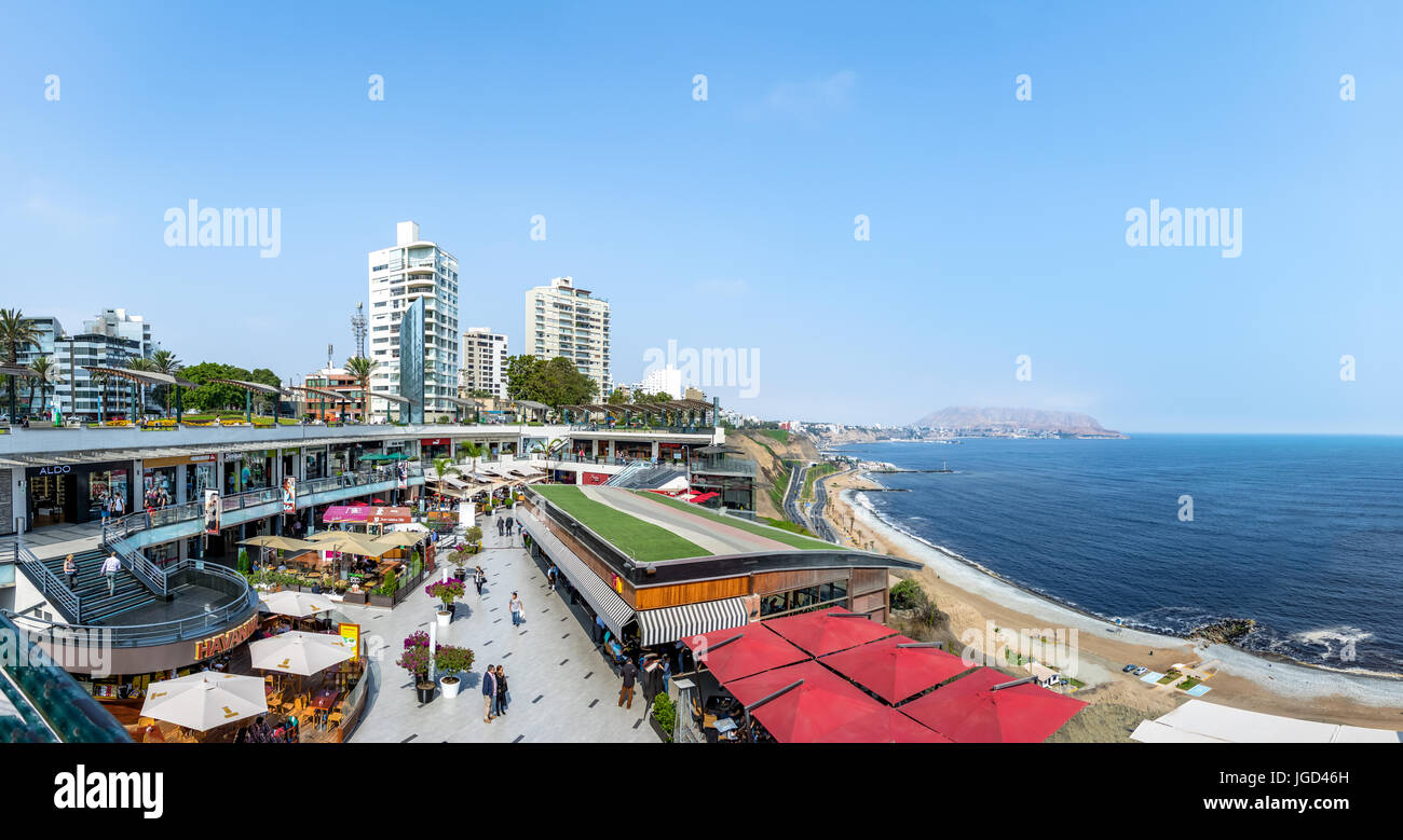 Larcomar lima hi-res stock photography and images - Alamy