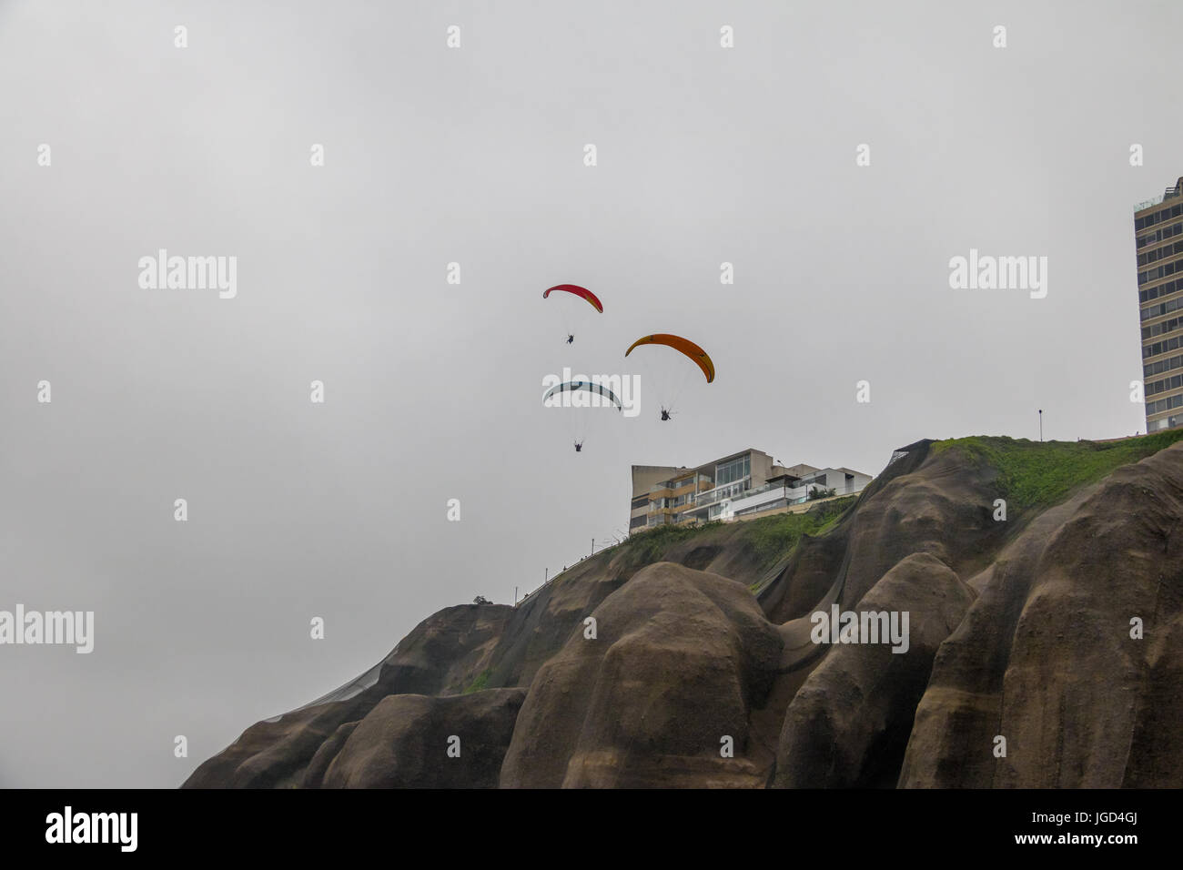 Paragliding in Miraflores district - Lima, Peru Stock Photo - Alamy