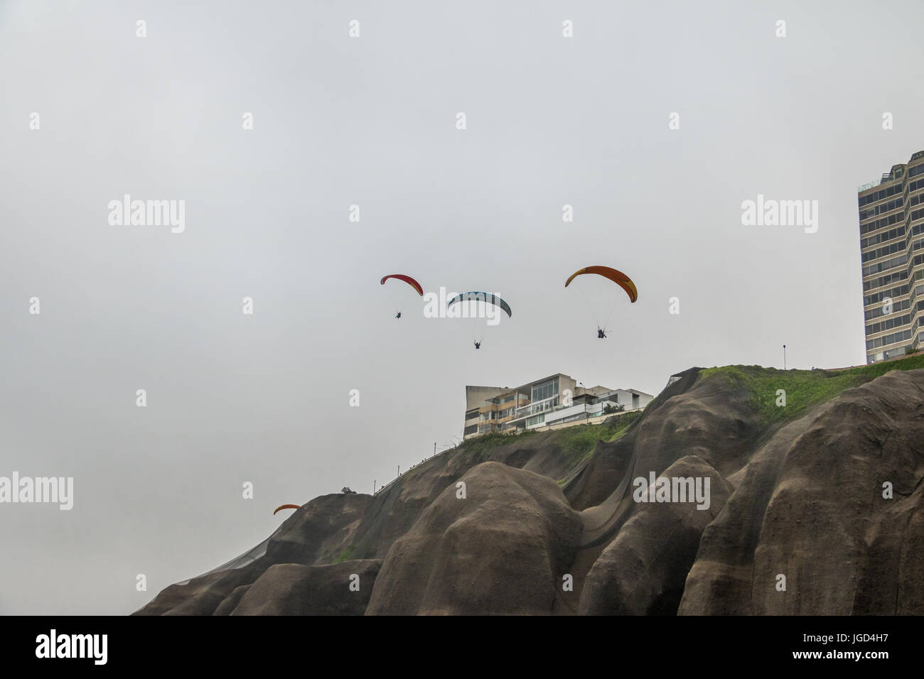 Paragliding in Miraflores district - Lima, Peru Stock Photo - Alamy
