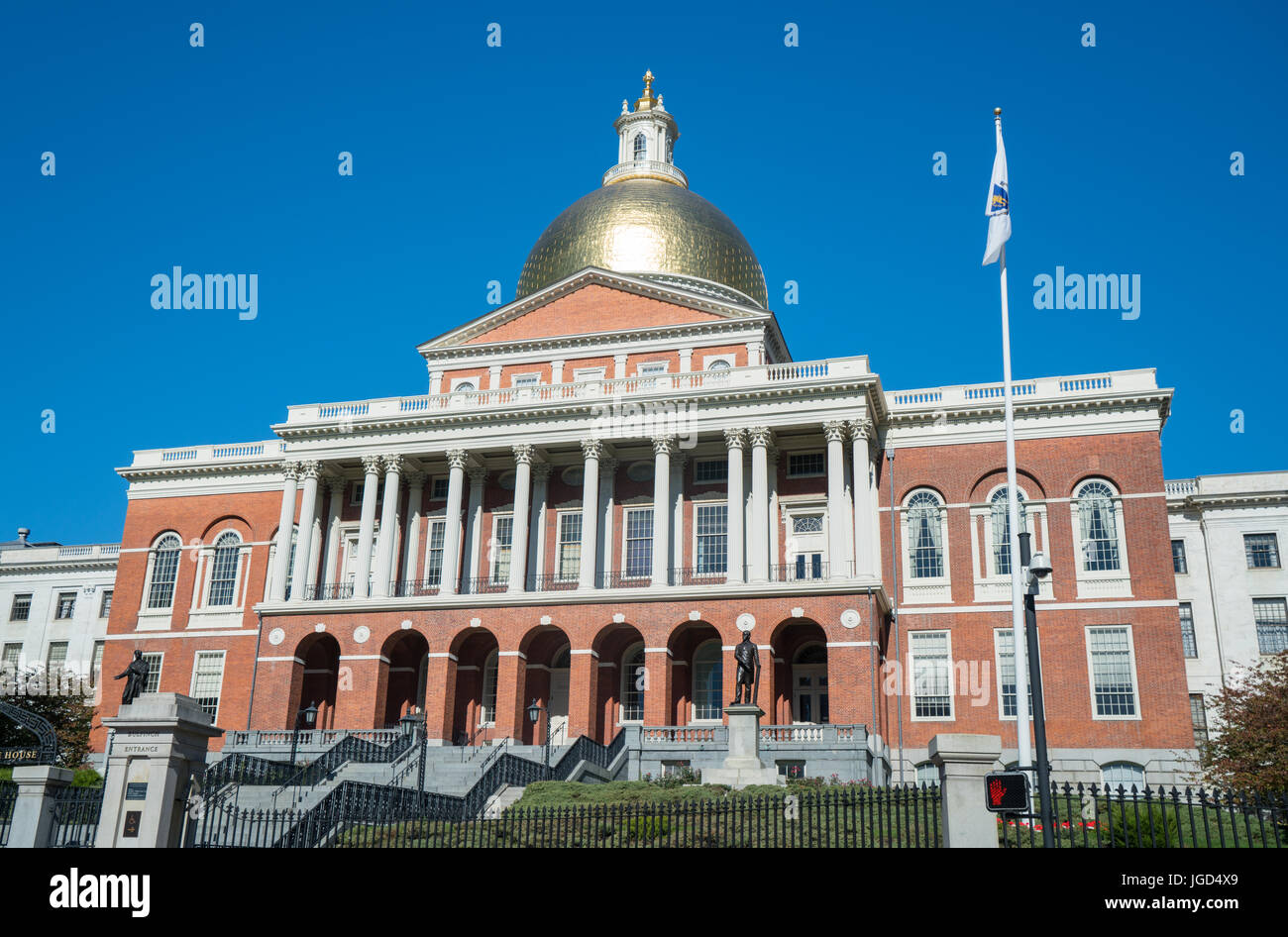 Massachusetts state capitol hi-res stock photography and images - Alamy
