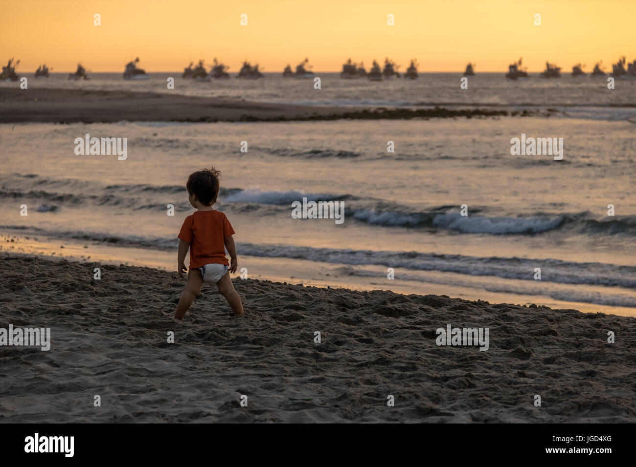 Baby sun beach hi-res stock photography and images - Alamy