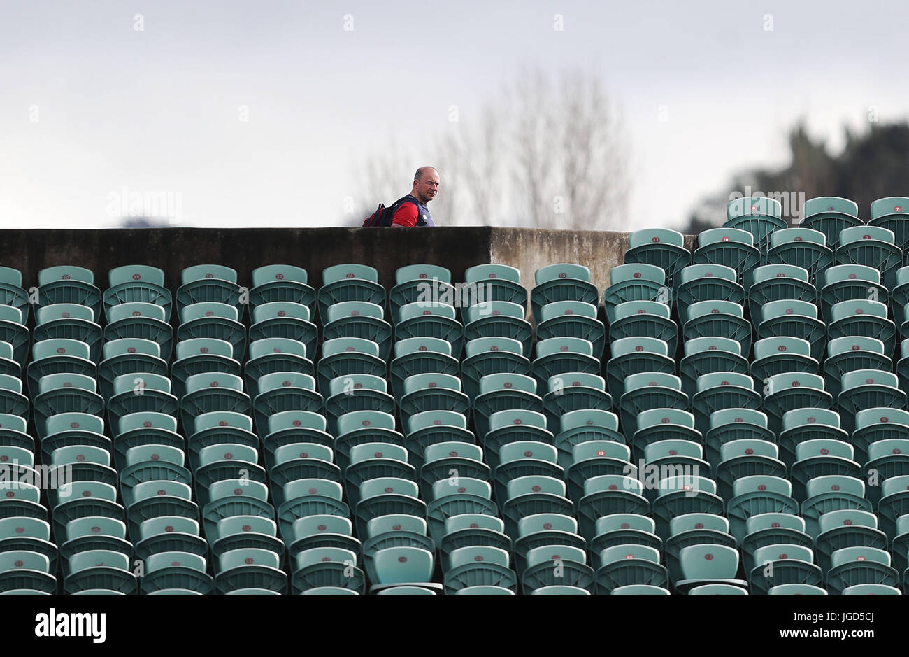 Lions security guards patrol stands hi-res stock photography and images ...