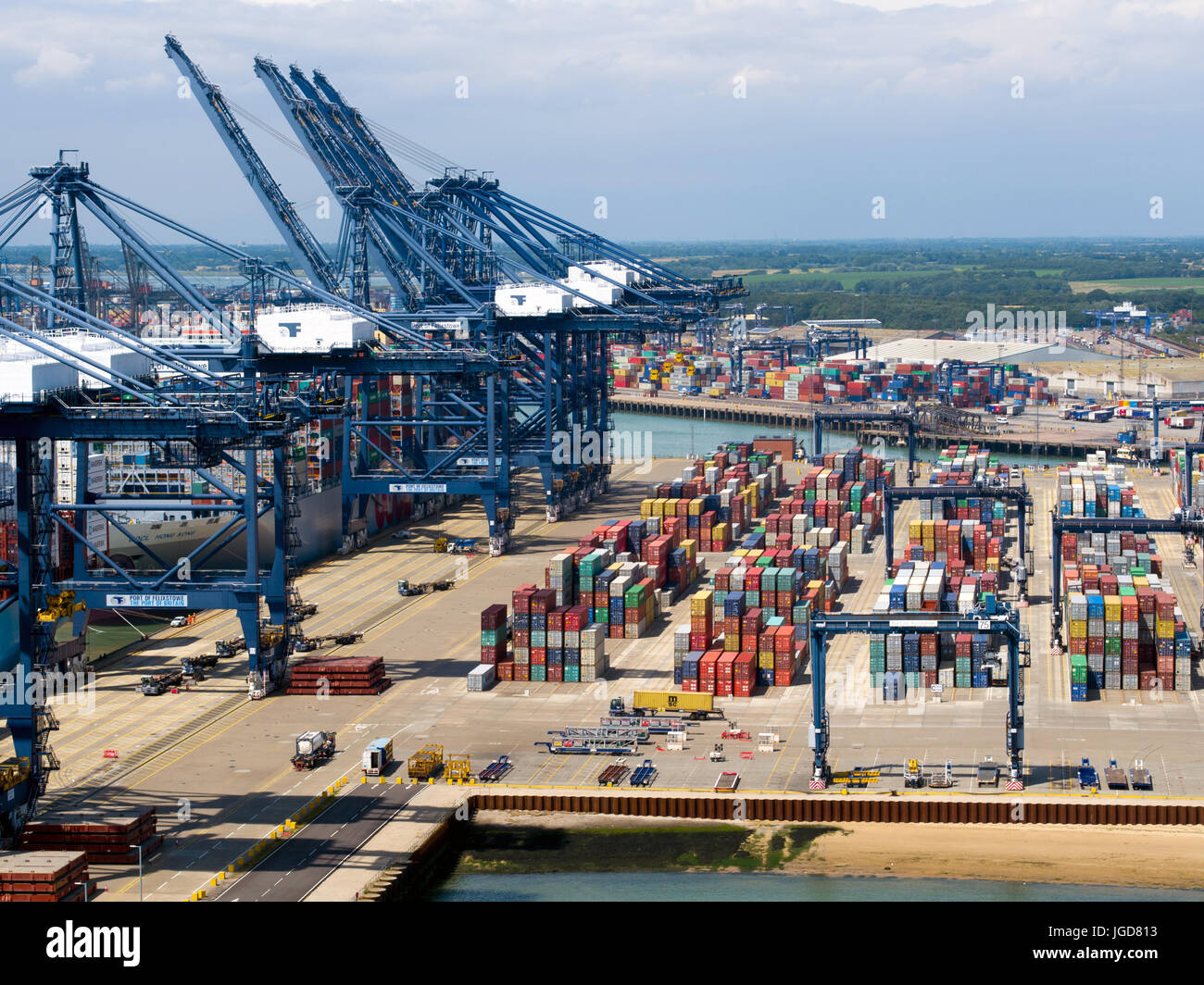 Felixstowe port aerial hi-res stock photography and images - Alamy