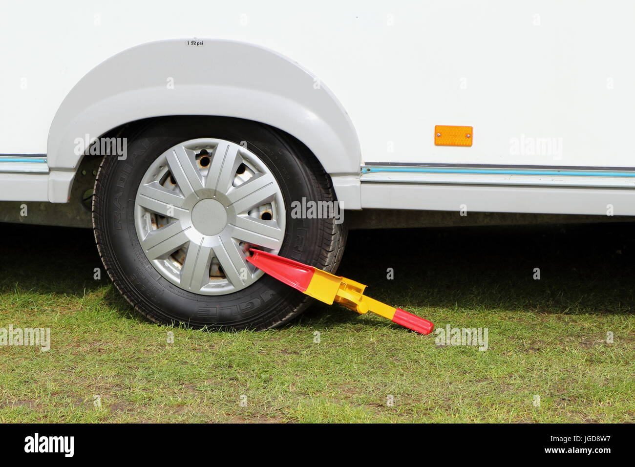 Caravan wheel clamp hi-res stock photography and images - Alamy