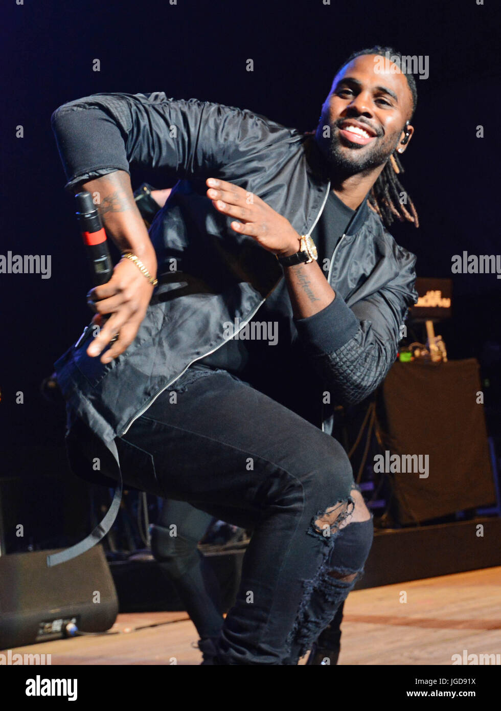 Jason derulo 2017 hi-res stock photography and images - Alamy