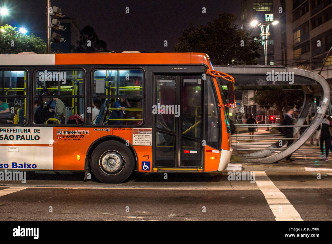 Bus Stop Paulista, Rua da Consolação, 2016 Avenida Paulista, São Paulo ...