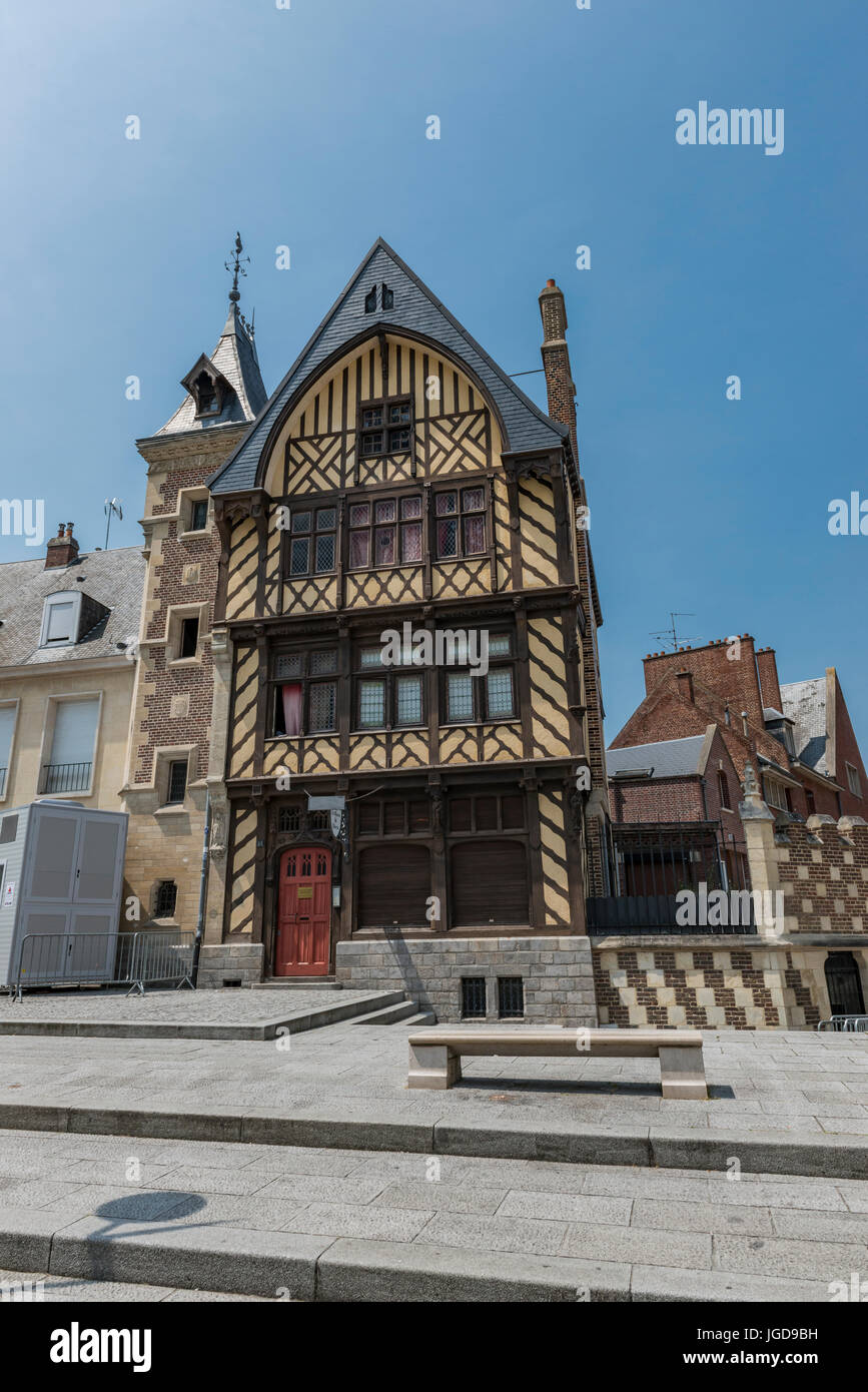 Amiens pilgrims house hi-res stock photography and images - Alamy
