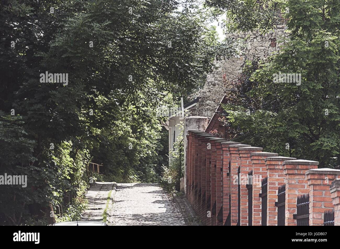 Brick country road hi-res stock photography and images - Alamy