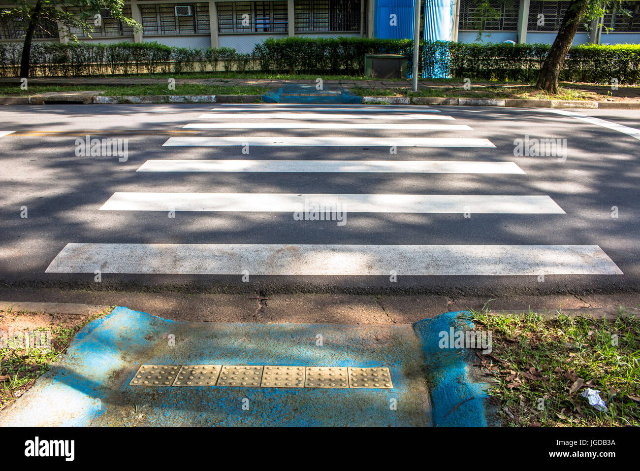 Accessible campus hi-res stock photography and images - Alamy