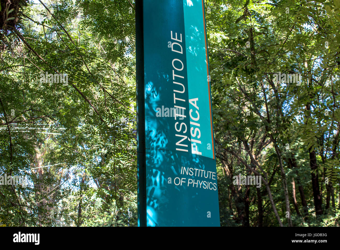 Institute of physics hi-res stock photography and images - Alamy