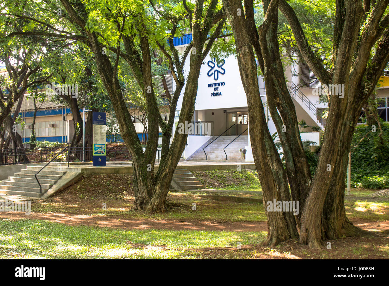 Institute of Physics, USP campus, 06/01/2016, Capital, Butantã, São ...