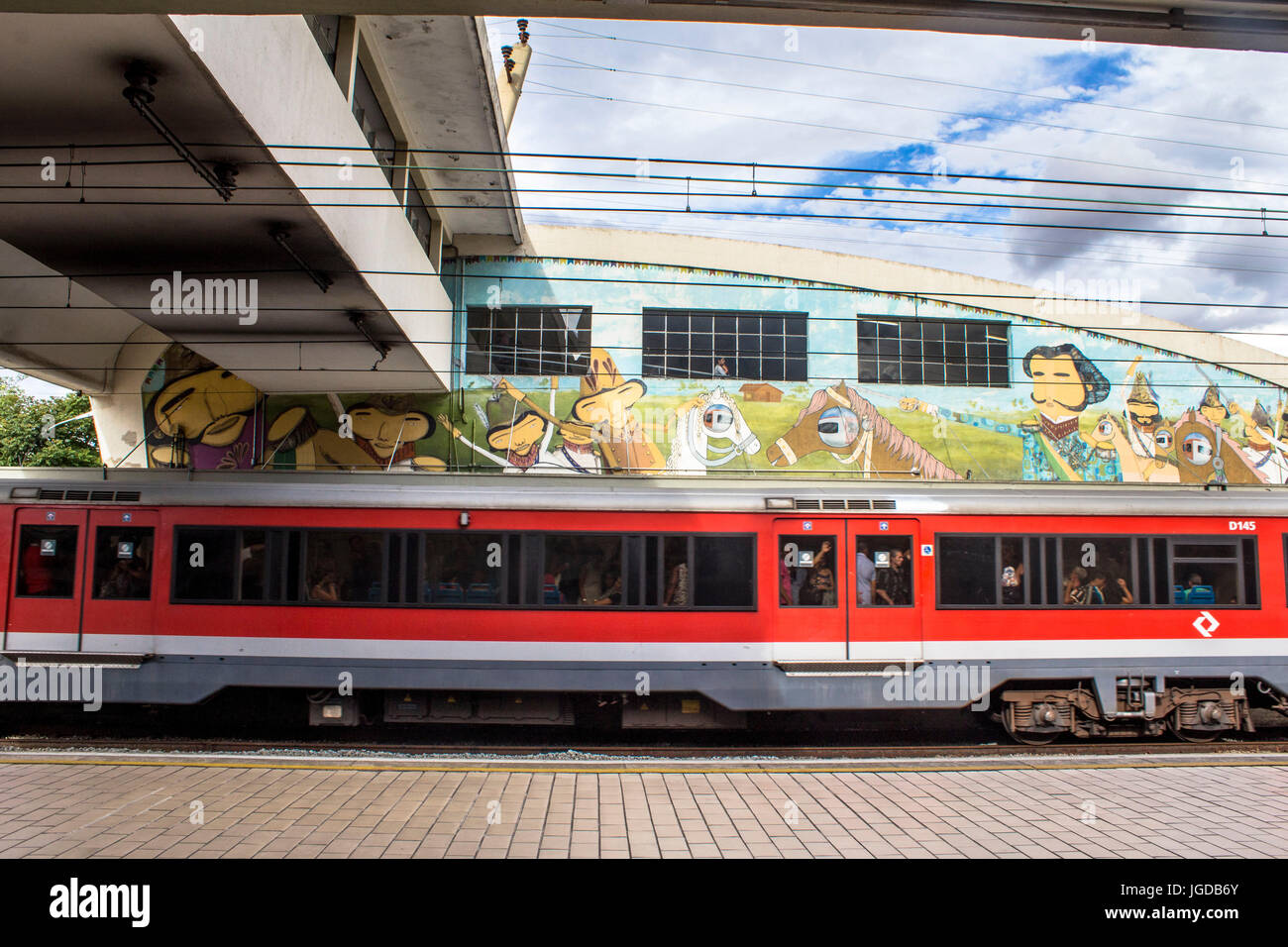 graffitied wall, train, Ipiranga Station, CPTM, 29.01.2016, Capital ...
