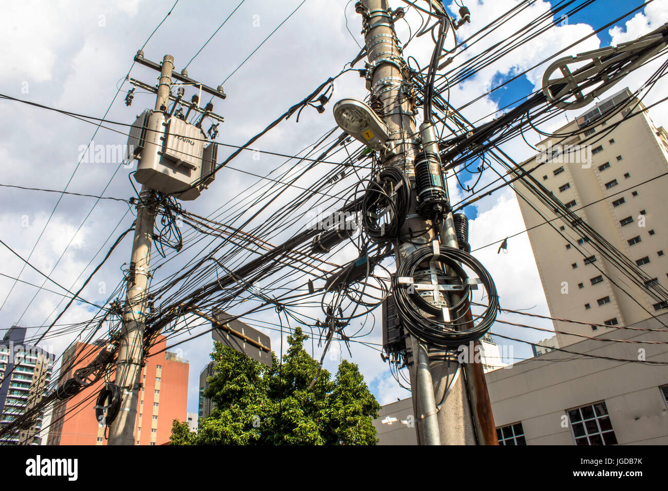 Wires, utility, distribution, 08/02/2016, Capital, Vila Mariana, São ...