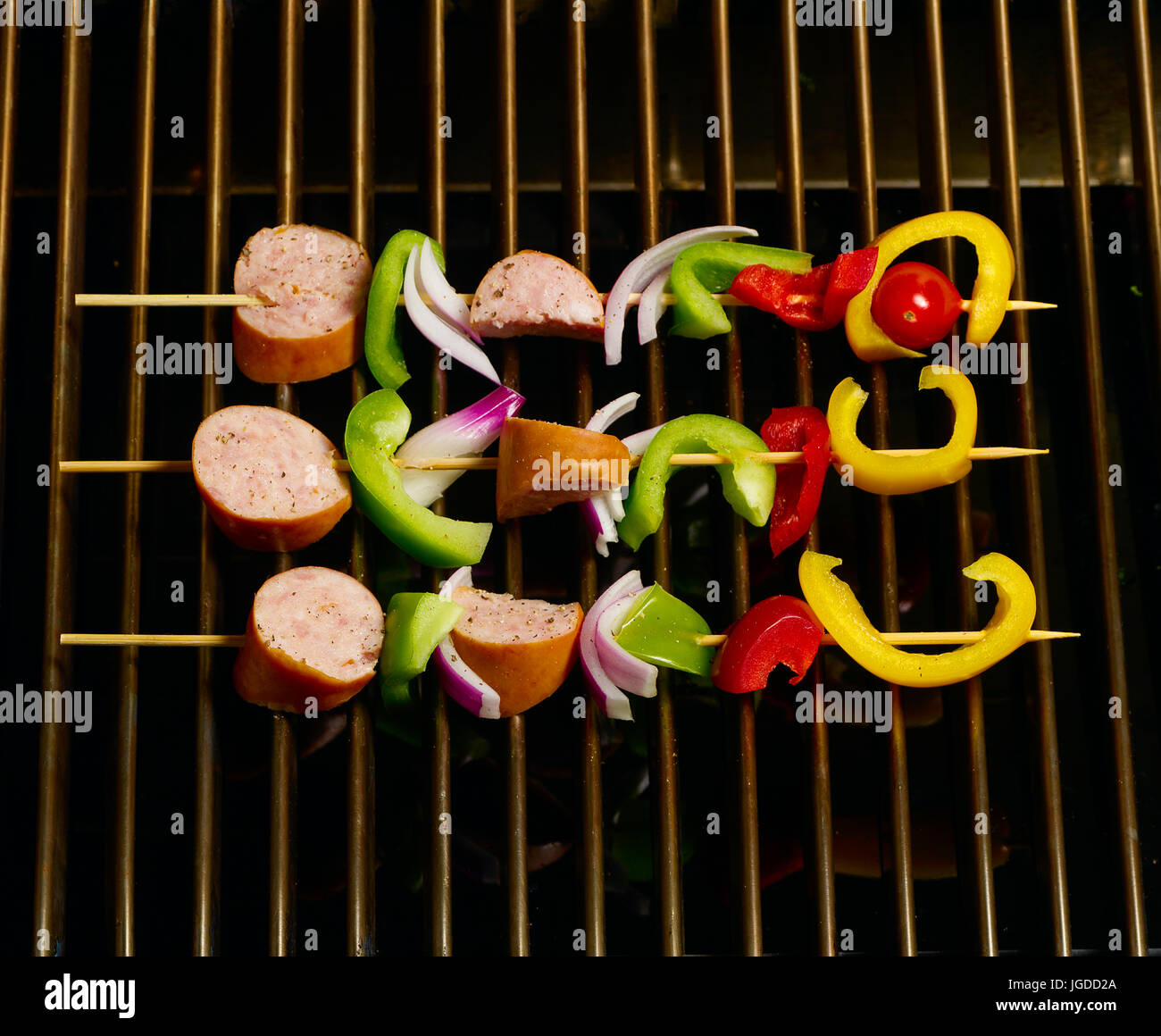 Kebobs on grill hi-res stock photography and images - Alamy