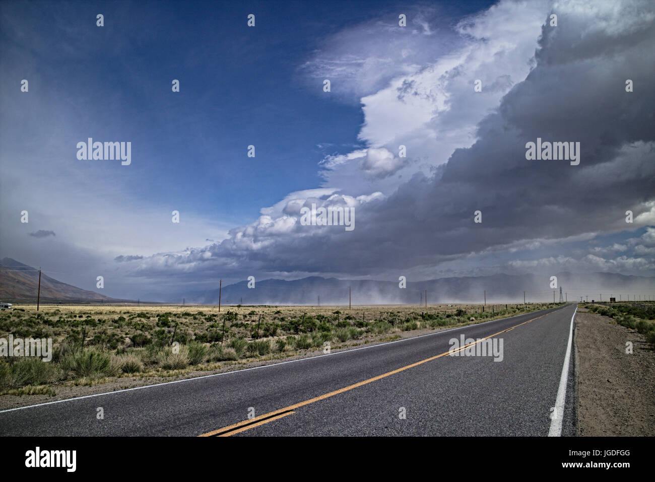 Sandstorm at the horizon Stock Photo - Alamy