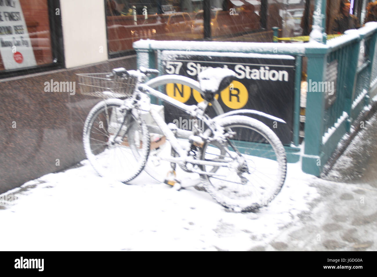 57 street station hi-res stock photography and images - Alamy