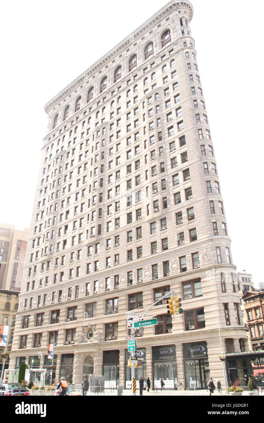 Flatiron building snow winter district hi-res stock photography and ...