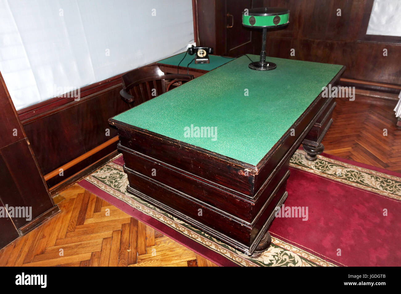 Samara, Russia — June 25, 2016, Room in Stalins bunker in Samara ...