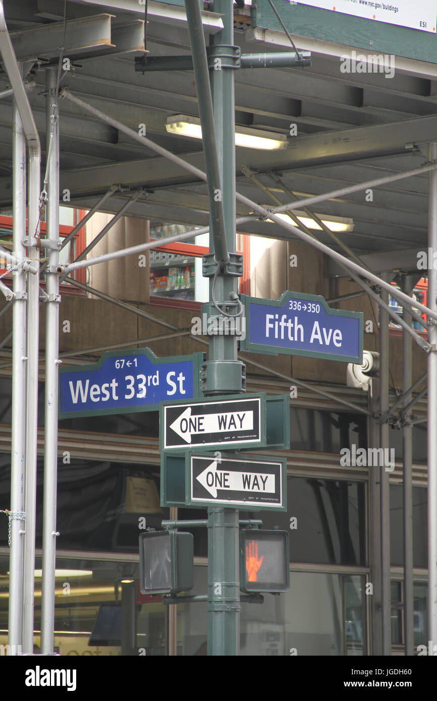 33rd district hi-res stock photography and images - Alamy