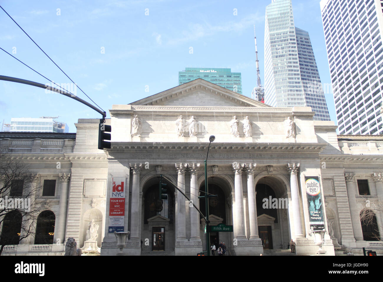 Travelling new york public library hi-res stock photography and images ...