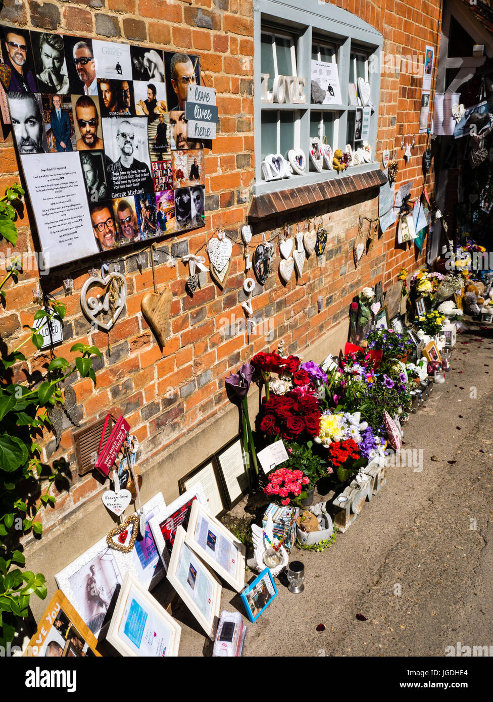 George Michaels Death High Resolution Stock Photography and Images - Alamy