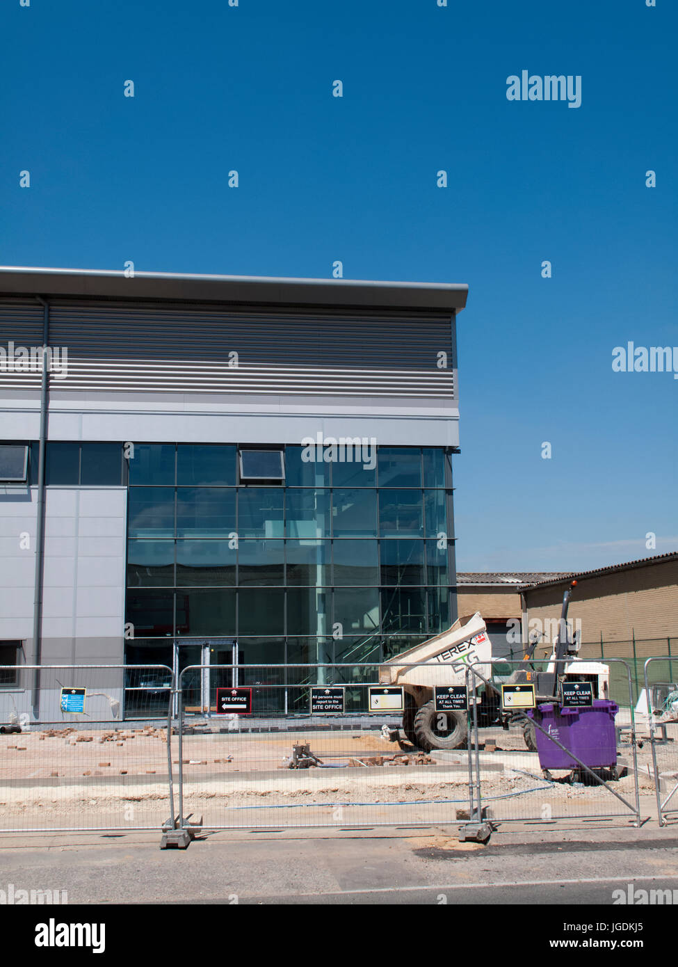 Construction site, new commercial warehouse and office development ...