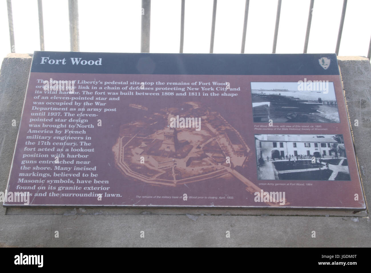 Plaque Fort Wood, Manhattan, New York City, United States Stock Photo ...