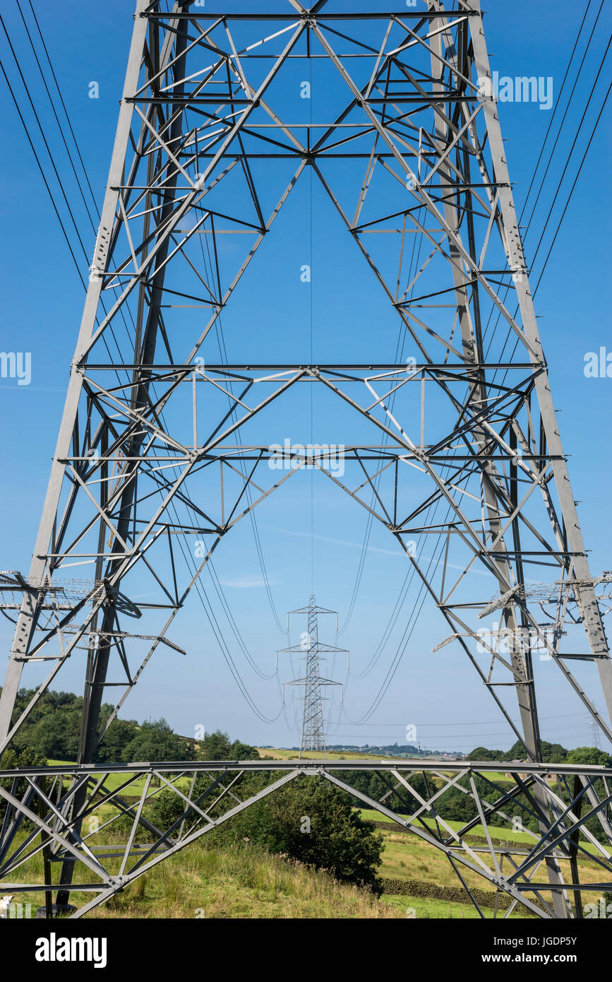 Electricity pylons in the Longdendale valley, Derbyshire, England Stock ...