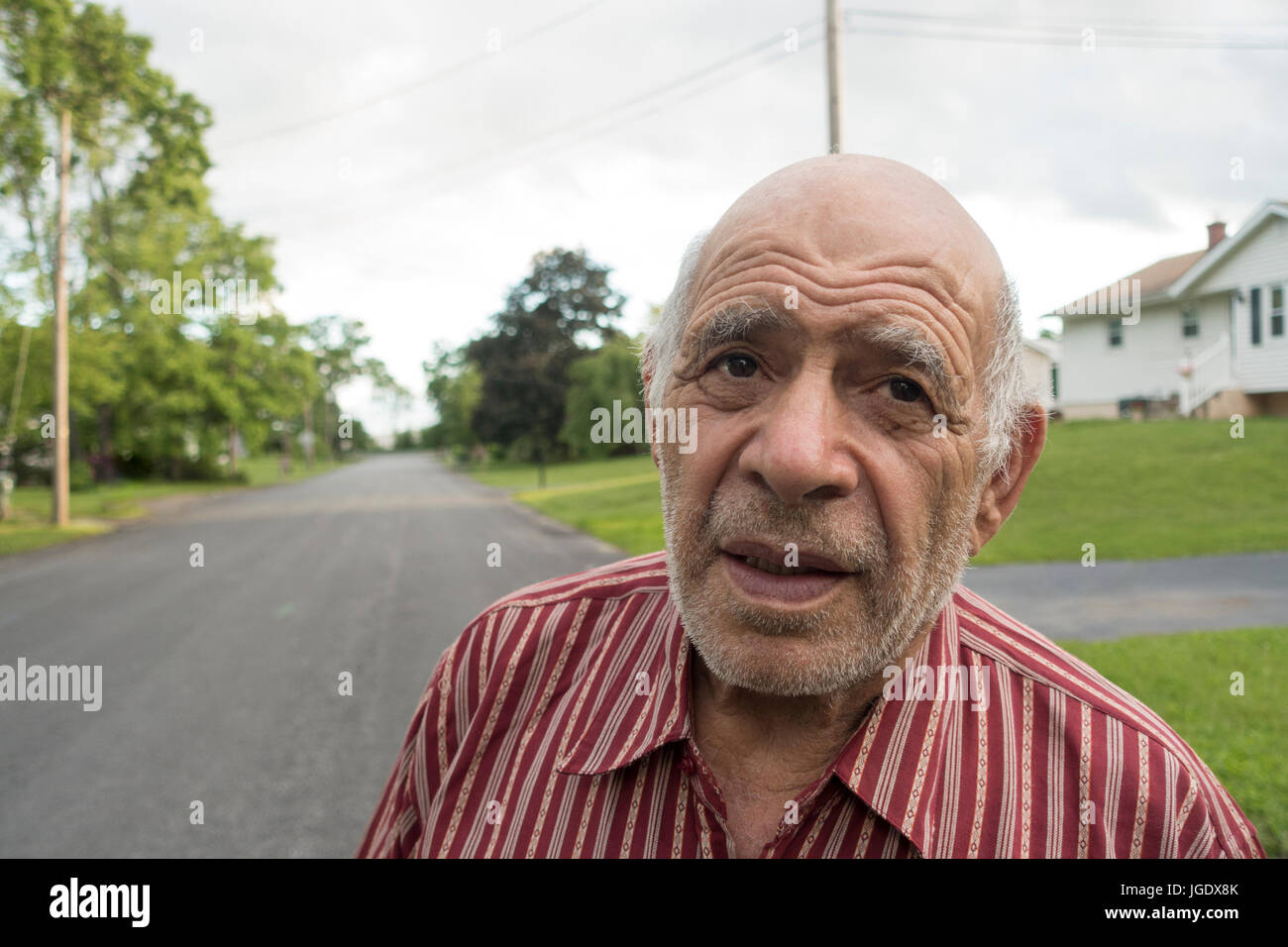 Man in the road hi-res stock photography and images - Alamy