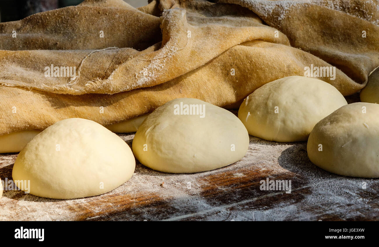 Making steamed wheat flour cake on street in Yangon, Myanmar Stock ...