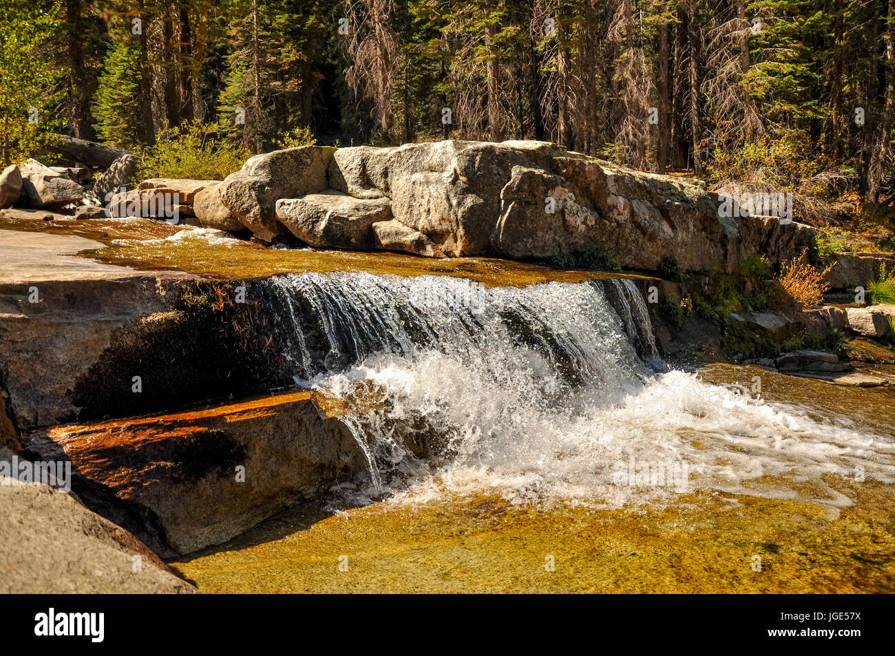Water flowing over rock ledge hi-res stock photography and images - Alamy