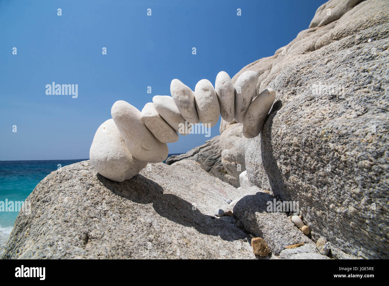 Balance rocks hi-res stock photography and images - Alamy