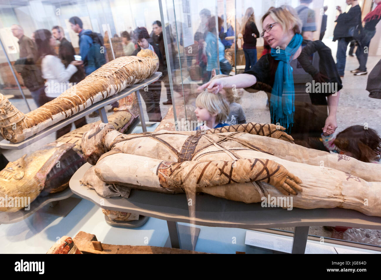 Egyptian uk hi-res stock photography and images - Alamy