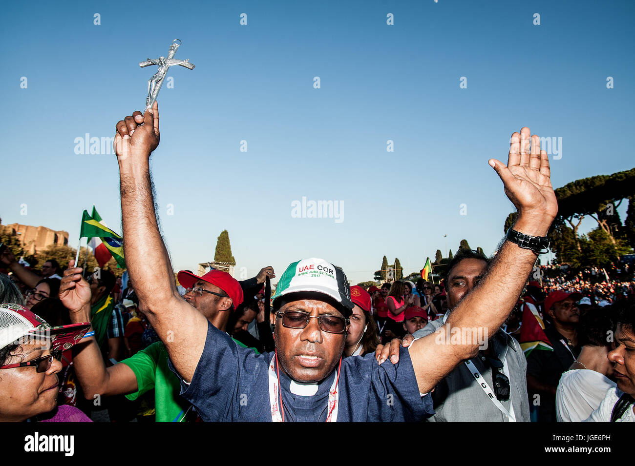 Charismatic catholic hi-res stock photography and images - Alamy