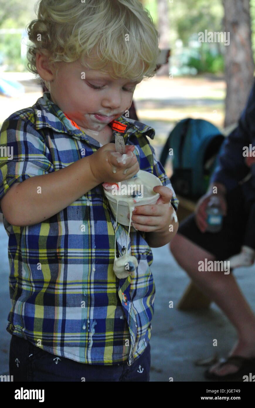 Oops child hi-res stock photography and images - Alamy