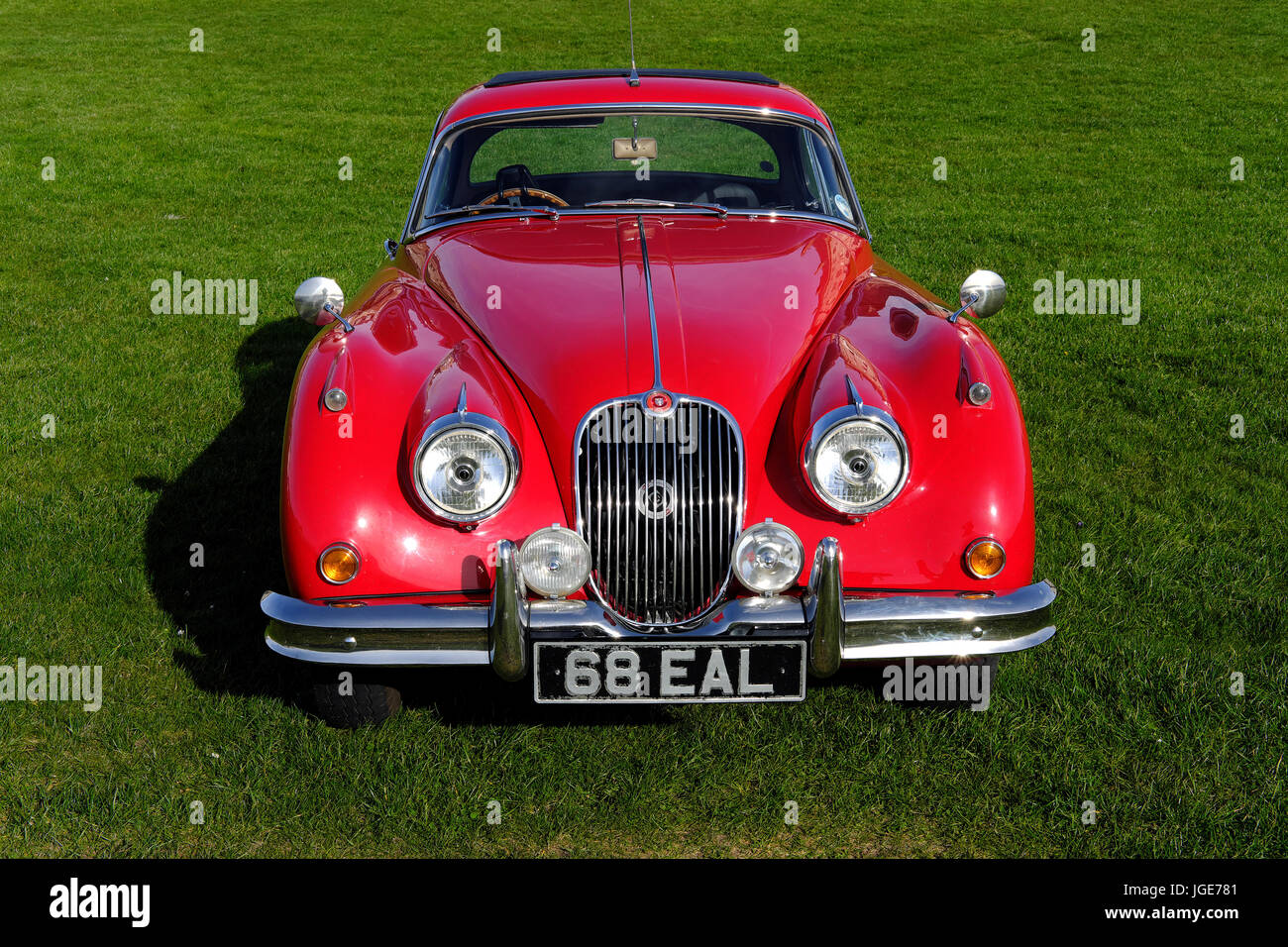 jaguar XK 150 red Stock Photo - Alamy