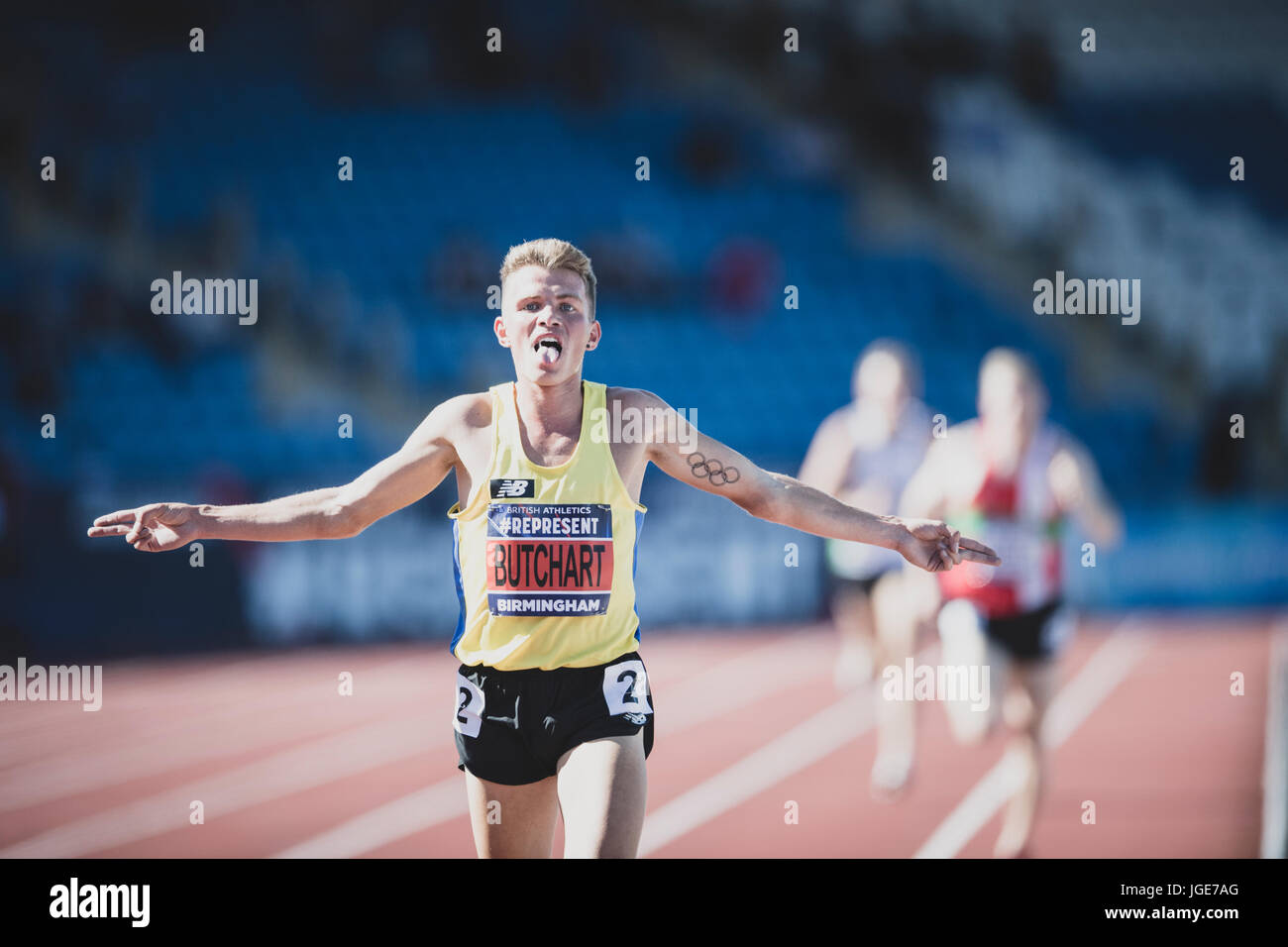 Andrew Butchart wins the 5000m at the British Athletics Championships ...
