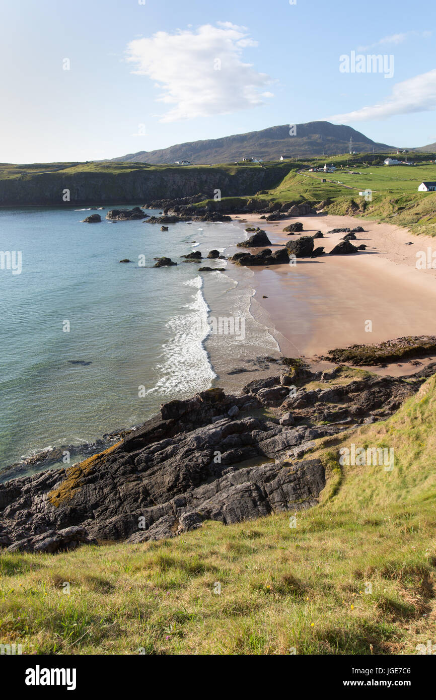 Village of Durness, Scotland. Picturesque early morning view of Sango ...