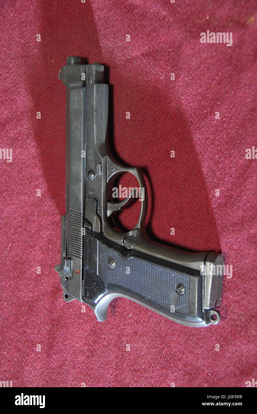 Closeup shot black revolver hi-res stock photography and images - Alamy