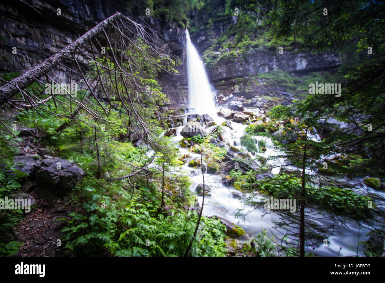 Pison waterfalls hi-res stock photography and images - Alamy
